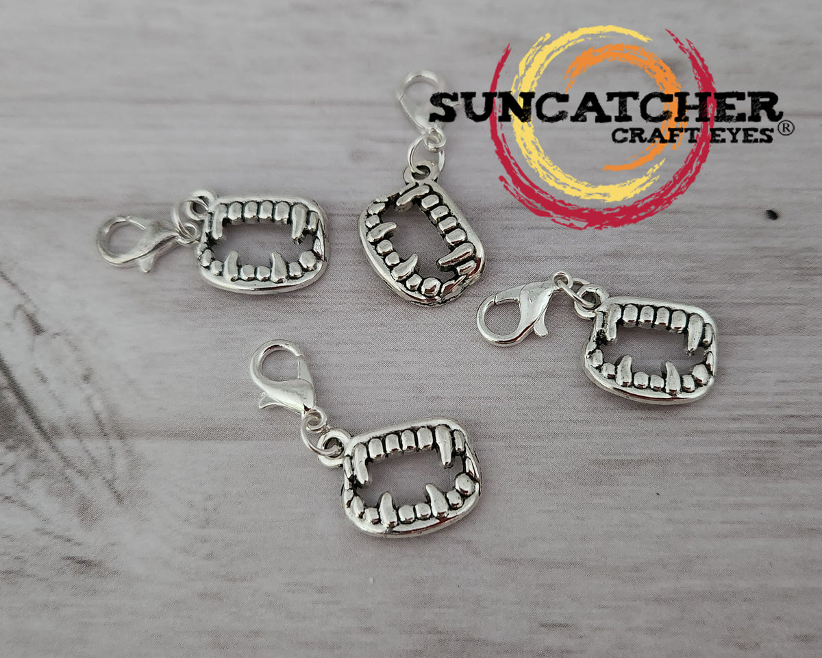 Fangs Stitch Marker – Suncatcher Craft Eyes