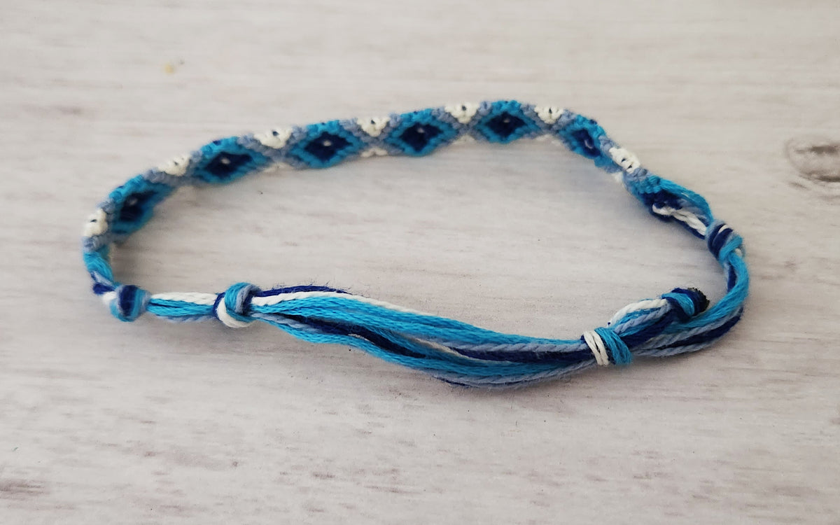Friendship Bracelet – Suncatcher Craft Eyes