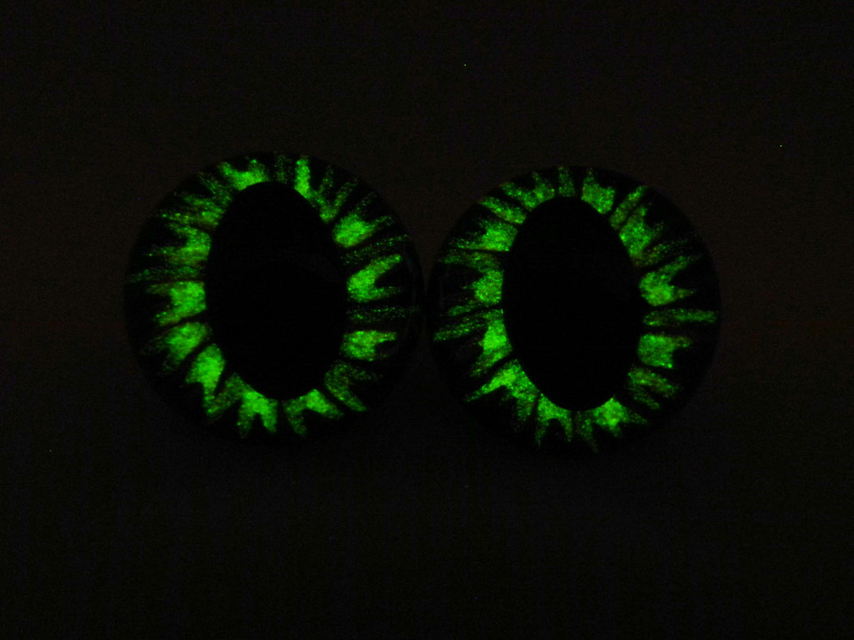 Glow In The Dark Contacts